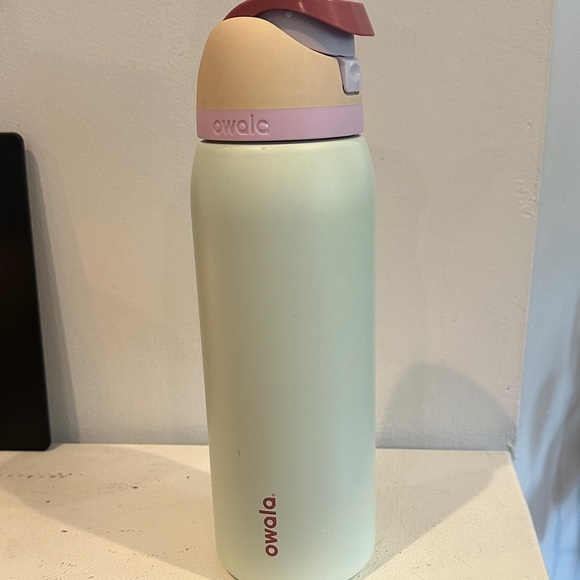 owala | Dining | Owala Coastal Mist Water Bottle | Poshmark
